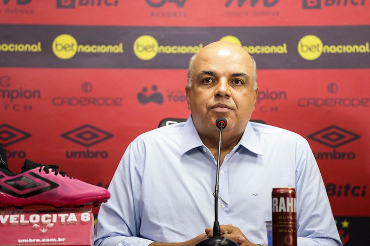 Presidente do Sport parte em defesa de Enderson Moreira: 'O melhor ... Presidente do Sport parte em defesa de Enderson Moreira: 'O melhor ...